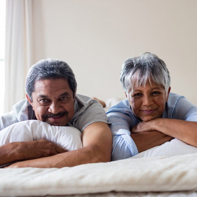 10 Bed Exercises For Elderly: Stay Active And Improve Mobility From The ...