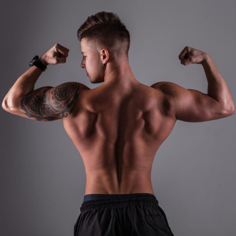 5 Best Lat Exercises With Barbell For Strong And Sculpted Back Muscles ...