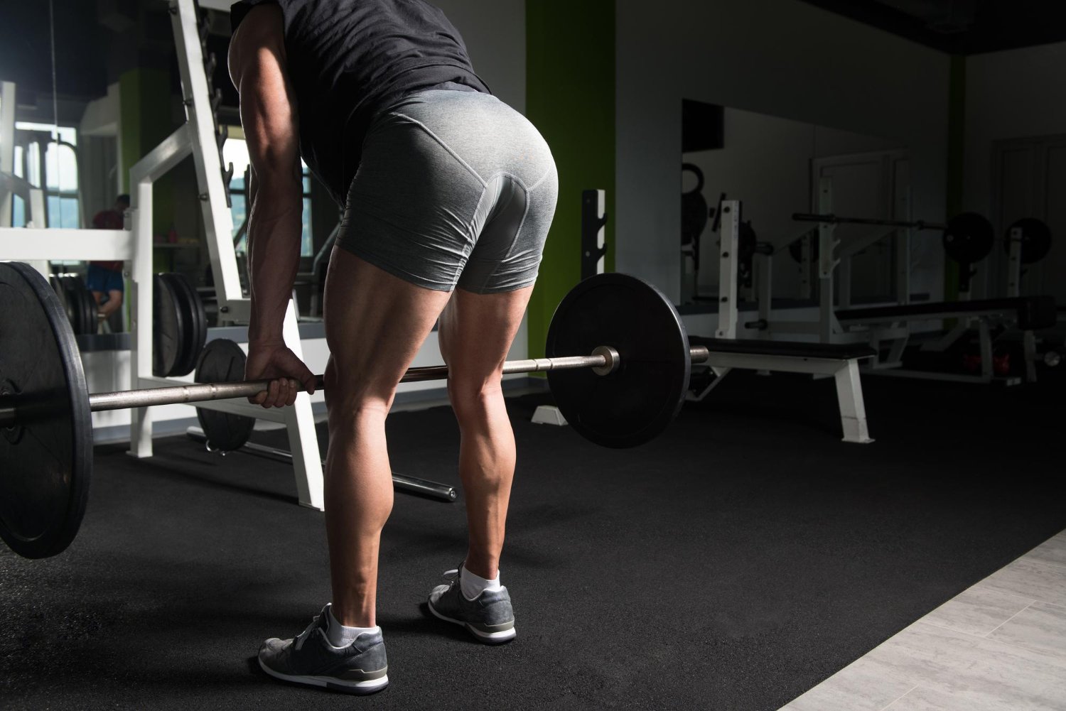 10 Glute Exercises Weighted To Strengthen And Tone Your Glutes ...