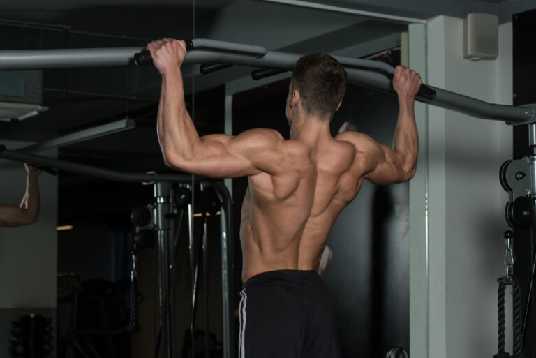 Back Superset Workouts For Building Strength And Mass - Workout Guru